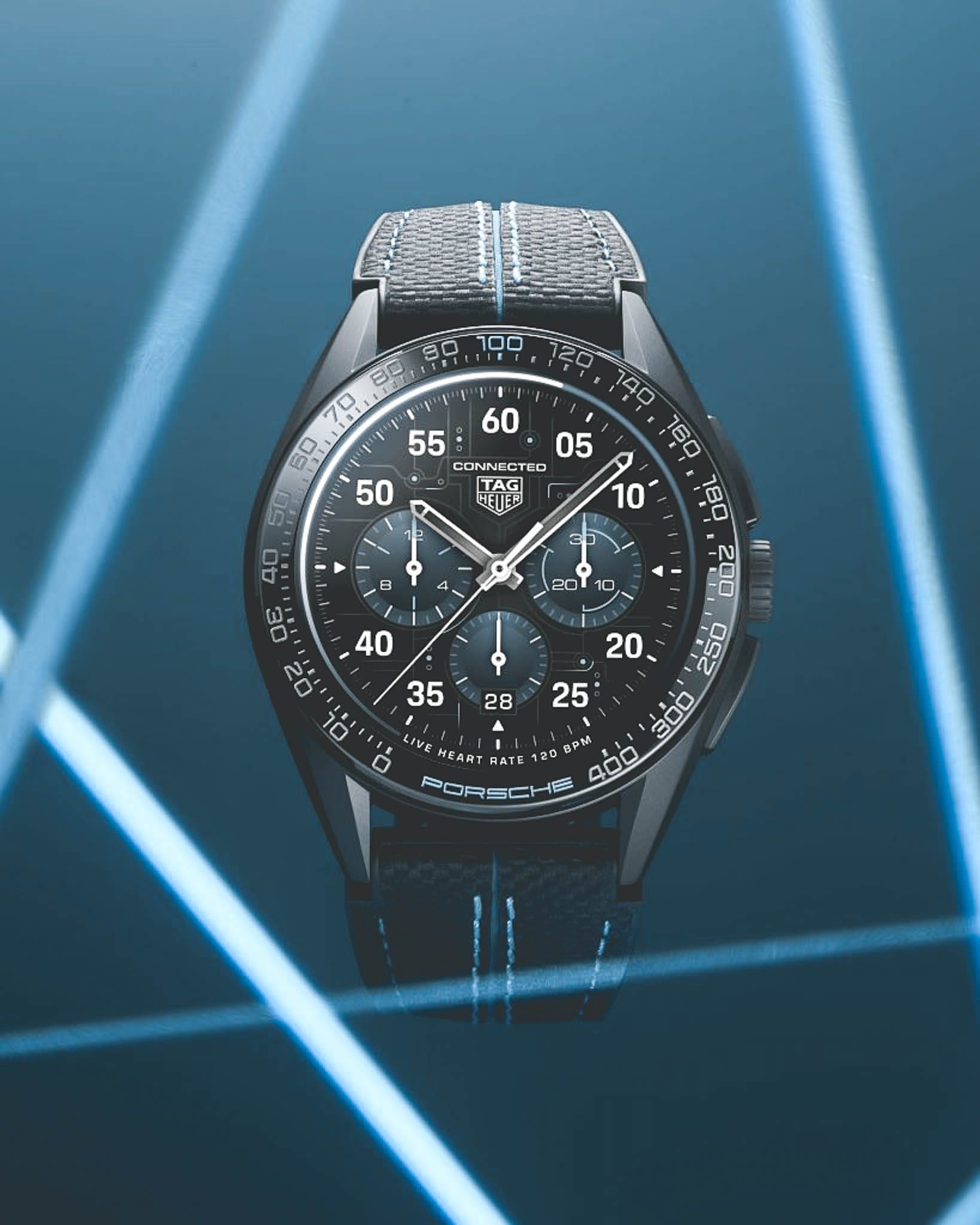 Porsche en TAG Heuer lanceren nieuwste smartwatch - MANIFY